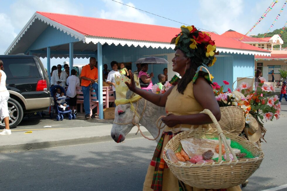 Teen Community Service & Immersion Programs | VISIONS